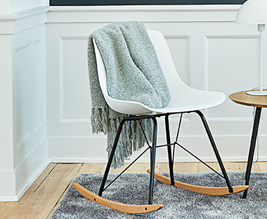 Мебели - Богат избор от дивани, кресла и масички на JYSK.bg.